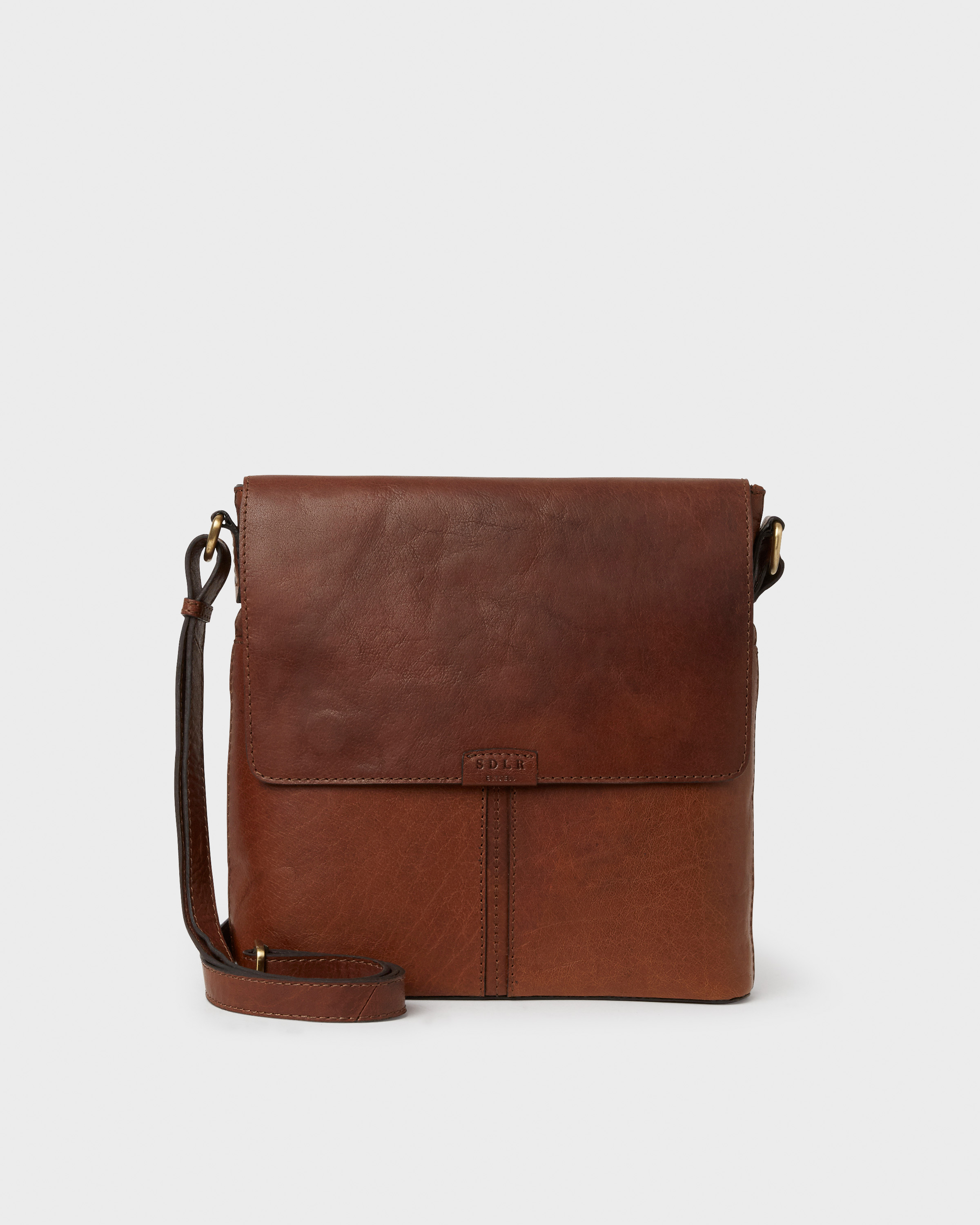 Buy Oslo shoulder bag at saddler.com - The swedish leather brand | Saddler